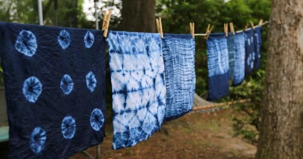 Indigo Dyeing, Workshop with Caroline Harper | Brookgreen